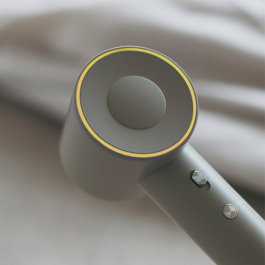 LINKA エアリーブロウ（マイナスイオン軽量ドライヤー）