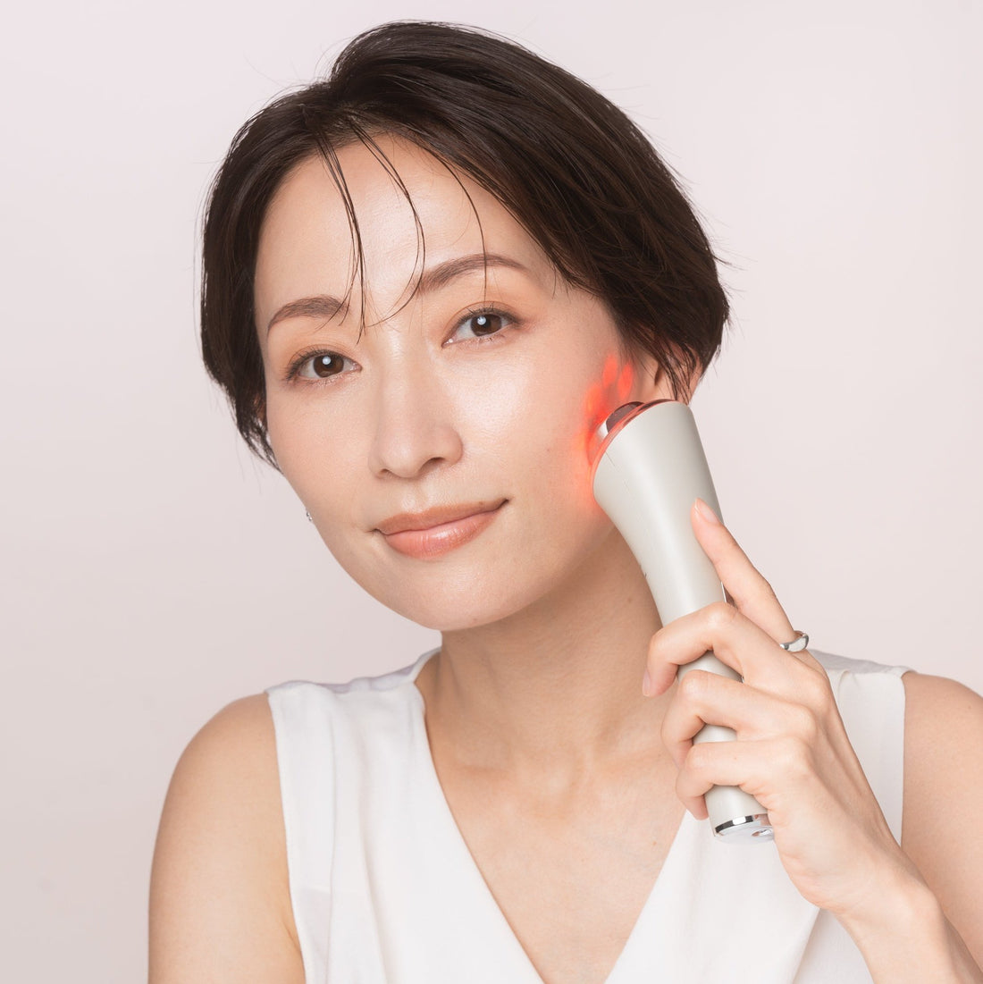 LINKA マルチフェイシャルトリートメント（EMS・LED・RF美顔器）